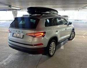Серый Шкода Kodiaq 2022 в Вильнюс, объемом двигателя 1.97 л и пробегом 93 тыс. км за 28900 €, фото 5 на AUTOMOTO.COM.LV