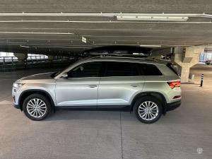 Серый Шкода Kodiaq 2022 в Вильнюс, объемом двигателя 1.97 л и пробегом 93 тыс. км за 28900 €, фото 6 на AUTOMOTO.COM.LV