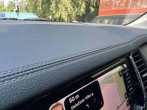 Grey Skoda Kodiaq 2022 in Vilnius, with an engine capacity of 1.97 L and mileage of 93 thousand km for 28900 €, photo 9 on AUTOMOTO.COM.LV
