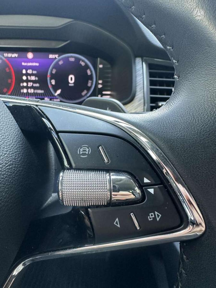 Серый Шкода Kodiaq 2022 в Вильнюс, объемом двигателя 1.97 л и пробегом 93 тыс. км за 28900 €, фото 12 на AUTOMOTO.COM.LV