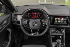 Pelēks Skoda Kodiaq 2022 Viļņa, ar dzinēja tilpumu 2.00 L un nobraukumu 151 tūkst. km par 33750 €, foto 17 vietnē AUTOMOTO.COM.LV