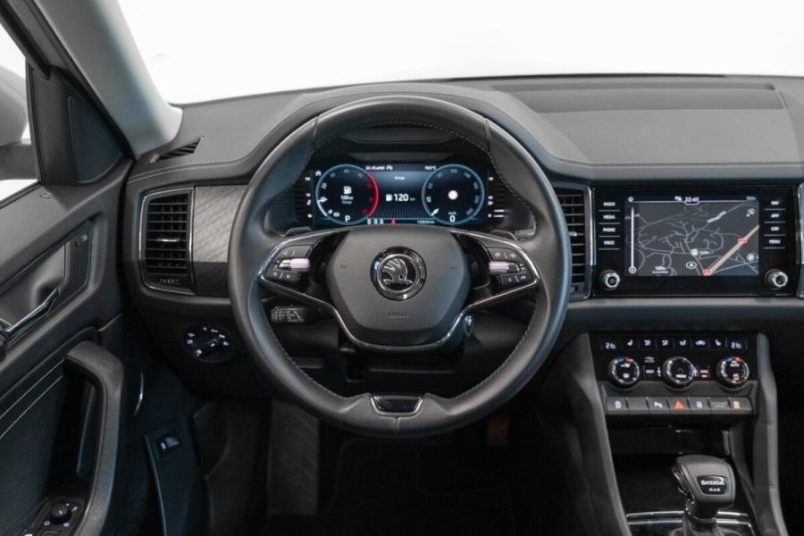 Pelēks Skoda Kodiaq 2022 Viļņa, ar dzinēja tilpumu 2.00 L un nobraukumu 159 tūkst. km par 26900 €, foto 14 vietnē AUTOMOTO.COM.LV