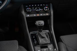 Pelēks Skoda Kodiaq 2022 Viļņa, ar dzinēja tilpumu 2.00 L un nobraukumu 159 tūkst. km par 26900 €, foto 21 vietnē AUTOMOTO.COM.LV