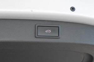 Pelēks Skoda Kodiaq 2022 Viļņa, ar dzinēja tilpumu 2.00 L un nobraukumu 159 tūkst. km par 26900 €, foto 26 vietnē AUTOMOTO.COM.LV