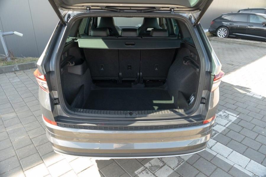 Серый Шкода Kodiaq 2022 в Вильнюс, объемом двигателя 2.00 л и пробегом 148 тыс. км за 30900 €, фото 24 на AUTOMOTO.COM.LV