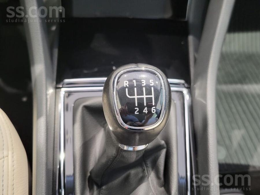 Серый Шкода Kodiaq 2022 в Рига, объемом двигателя 1.50 л и пробегом 119 тыс. км за 21990 €, фото 13 на AUTOMOTO.COM.LV