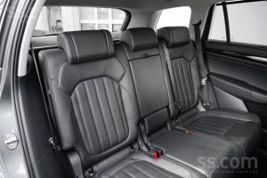 Grey Skoda Kodiaq 2022 in Riga, with an engine capacity of 2.00 L and mileage of 128 thousand km for 32550 €, photo 12 on AUTOMOTO.COM.LV