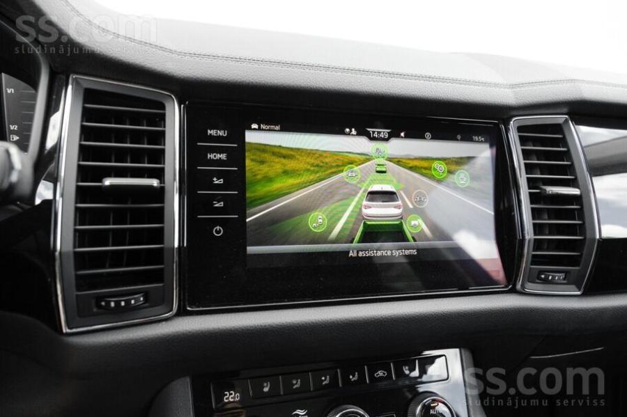 Grey Skoda Kodiaq 2022 in Riga, with an engine capacity of 2.00 L and mileage of 128 thousand km for 32550 €, photo 36 on AUTOMOTO.COM.LV