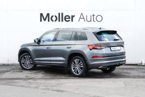 Grey Skoda Kodiaq 2022 in Riga, with an engine capacity of 2.00 L and mileage of 128 thousand km for 32550 €, photo 4 on AUTOMOTO.COM.LV