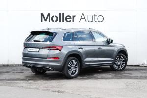 Grey Skoda Kodiaq 2022 in Riga, with an engine capacity of 2.00 L and mileage of 128 thousand km for 32550 €, photo 5 on AUTOMOTO.COM.LV