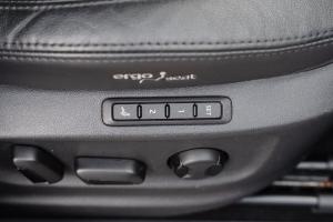 Grey Skoda Kodiaq 2022 in Riga, with an engine capacity of 2.00 L and mileage of 128 thousand km for 32550 €, photo 11 on AUTOMOTO.COM.LV
