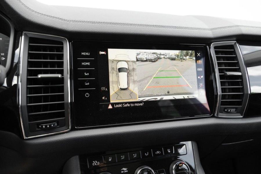 Grey Skoda Kodiaq 2022 in Riga, with an engine capacity of 2.00 L and mileage of 128 thousand km for 32550 €, photo 32 on AUTOMOTO.COM.LV