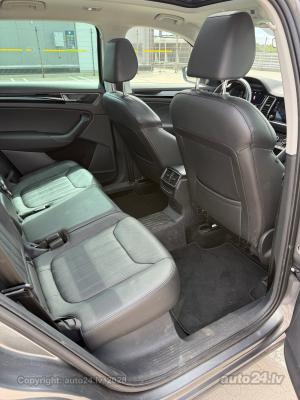 Pelēks Skoda Kodiaq 2022 Tallina, ar dzinēja tilpumu 2.00 L un nobraukumu 97 tūkst. km par 35900 €, foto 11 vietnē AUTOMOTO.COM.LV