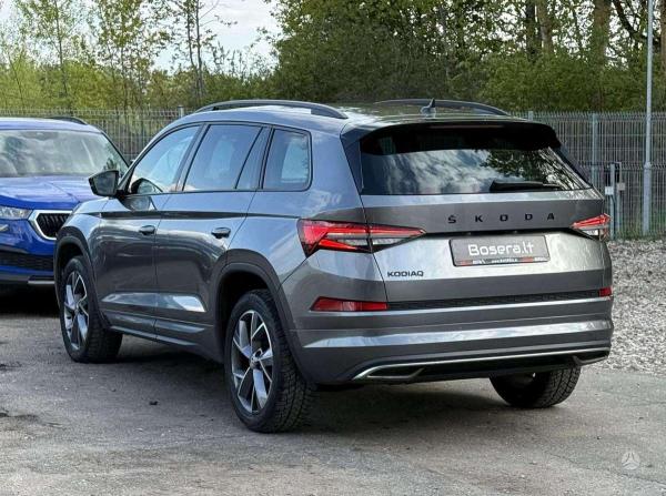 Pelēks Skoda Kodiaq 2022 Viļņa, ar dzinēja tilpumu 1.50 L un nobraukumu 194 tūkst. km par 24990 €, foto 5 vietnē AUTOMOTO.COM.LV
