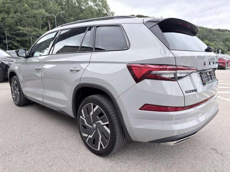 Серый Шкода Kodiaq 2022 в Вильнюс, объемом двигателя 1.98 л и пробегом 124 тыс. км за 30700 €, фото 5 на AUTOMOTO.COM.LV