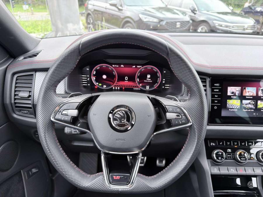 Серый Шкода Kodiaq 2022 в Вильнюс, объемом двигателя 1.98 л и пробегом 124 тыс. км за 30700 €, фото 10 на AUTOMOTO.COM.LV