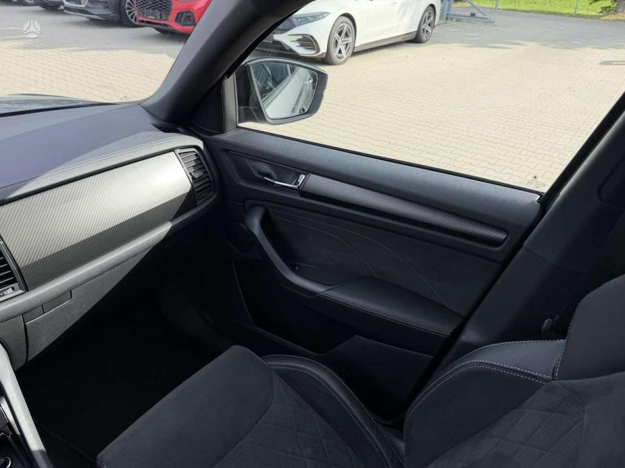 Pelēks Skoda Kodiaq 2022 Šauļi, ar dzinēja tilpumu 1.50 L un nobraukumu 178 tūkst. km par 26990 €, foto 18 vietnē AUTOMOTO.COM.LV