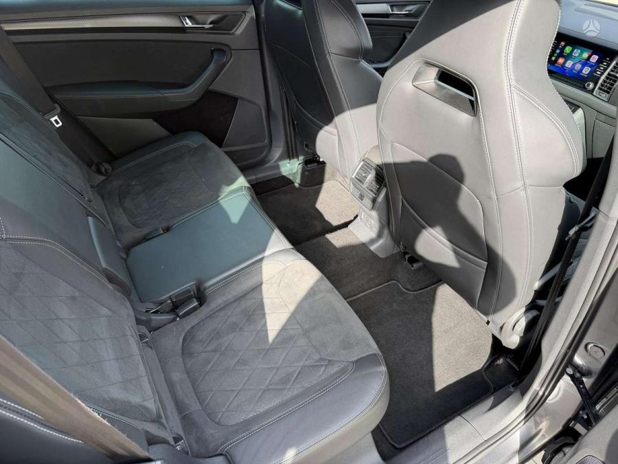 Pelēks Skoda Kodiaq 2022 Šauļi, ar dzinēja tilpumu 1.50 L un nobraukumu 178 tūkst. km par 26990 €, foto 21 vietnē AUTOMOTO.COM.LV