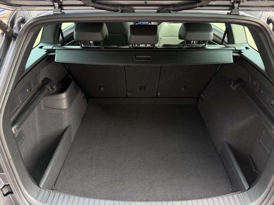 Pelēks Skoda Kodiaq 2022 Šauļi, ar dzinēja tilpumu 1.50 L un nobraukumu 178 tūkst. km par 26990 €, foto 23 vietnē AUTOMOTO.COM.LV