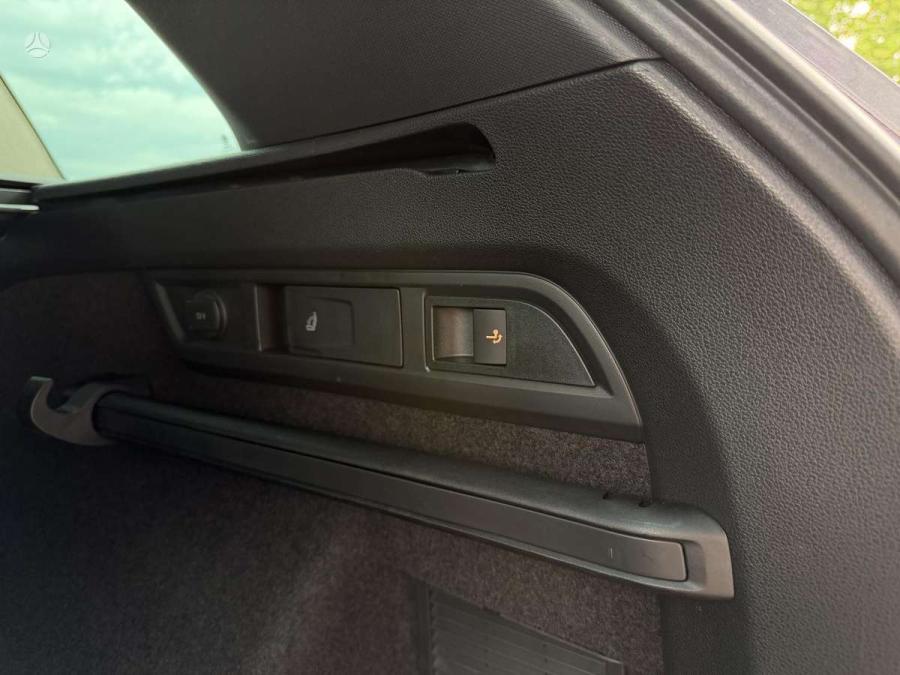 Pelēks Skoda Kodiaq 2022 Šauļi, ar dzinēja tilpumu 1.50 L un nobraukumu 178 tūkst. km par 26990 €, foto 25 vietnē AUTOMOTO.COM.LV