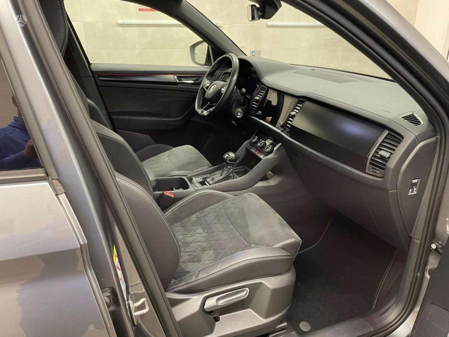 Grey Skoda Kodiaq 2022 in Marijampole, with an engine capacity of 1.50 L and mileage of 198 thousand km for 23474 €, photo 11 on AUTOMOTO.COM.LV