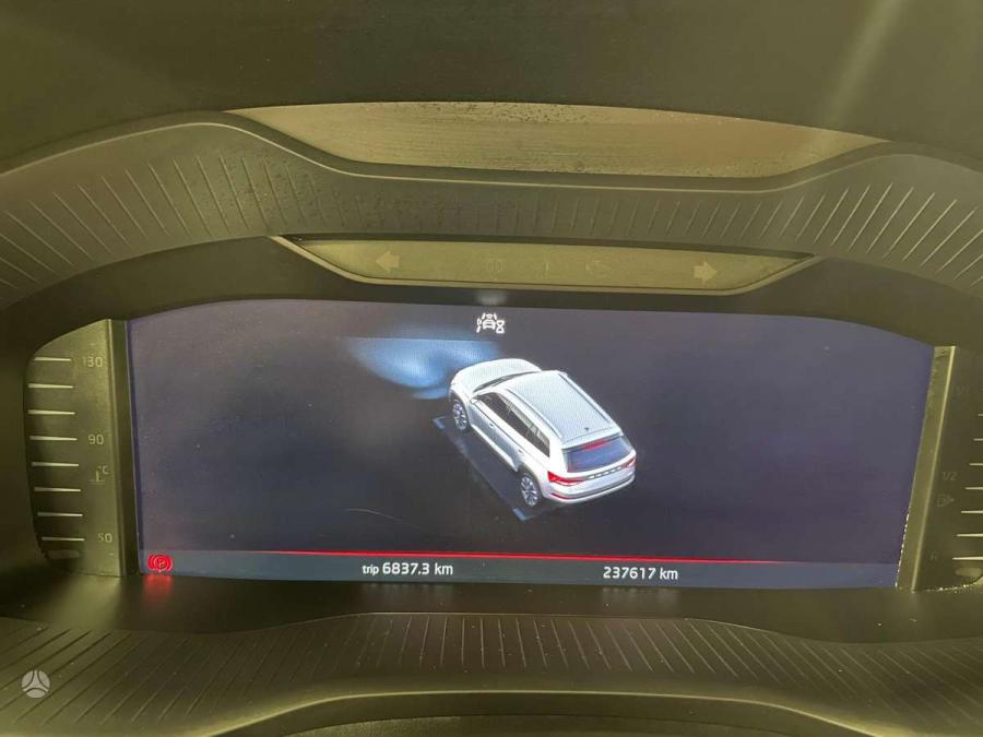 Grey Skoda Kodiaq 2022 in Marijampole, with an engine capacity of 1.50 L and mileage of 198 thousand km for 23474 €, photo 12 on AUTOMOTO.COM.LV