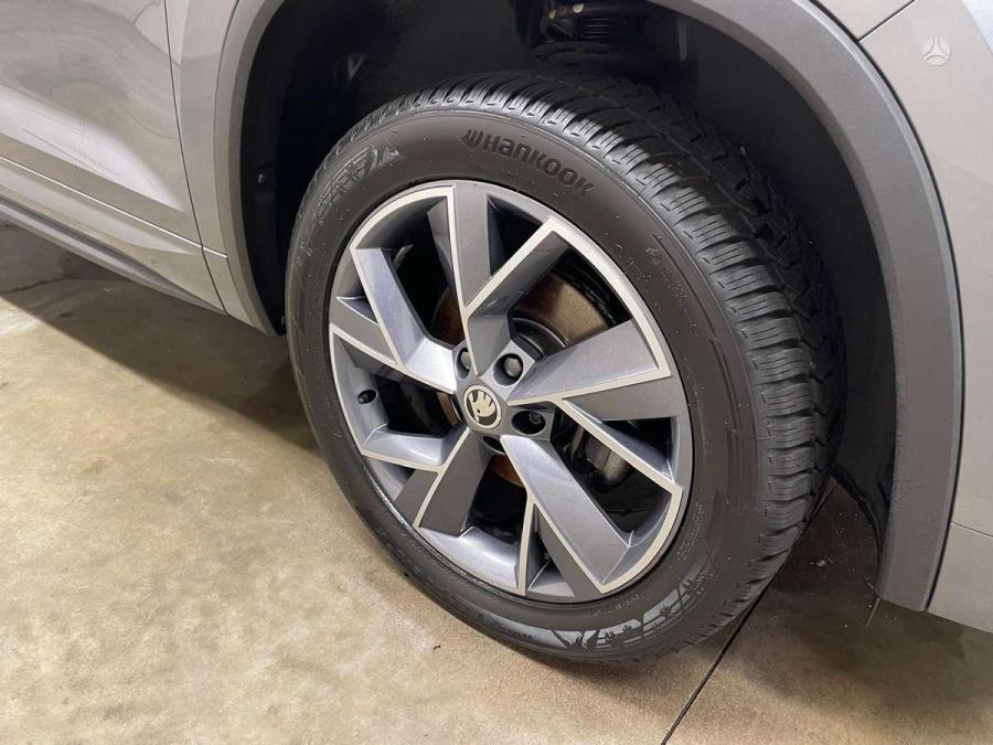 Grey Skoda Kodiaq 2022 in Marijampole, with an engine capacity of 1.50 L and mileage of 198 thousand km for 23474 €, photo 22 on AUTOMOTO.COM.LV