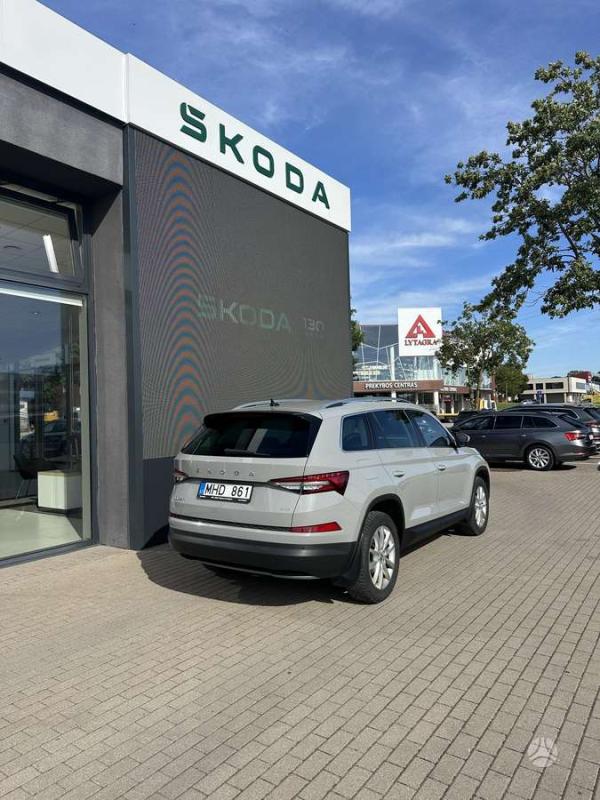 Grey Skoda Kodiaq 2022 in Klaipeda, with an engine capacity of 1.97 L and mileage of 82 thousand km for 29800 €, photo 5 on AUTOMOTO.COM.LV