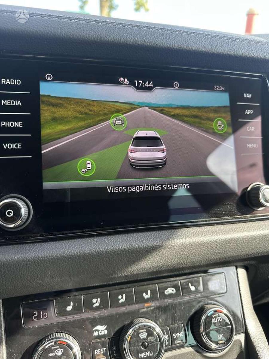 Серый Шкода Kodiaq 2022 в Клайпеда, объемом двигателя 1.97 л и пробегом 82 тыс. км за 29800 €, фото 29 на AUTOMOTO.COM.LV