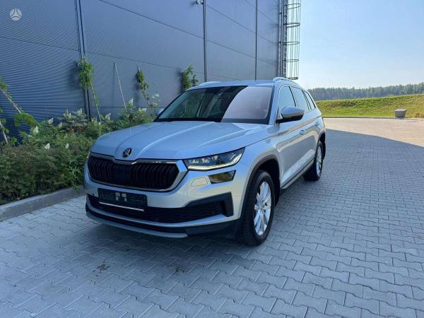 Grey Skoda Kodiaq 2022 in Vilnius, with an engine capacity of 1.97 L and mileage of 117 thousand km for 28300 €, photo 1 on AUTOMOTO.COM.LV