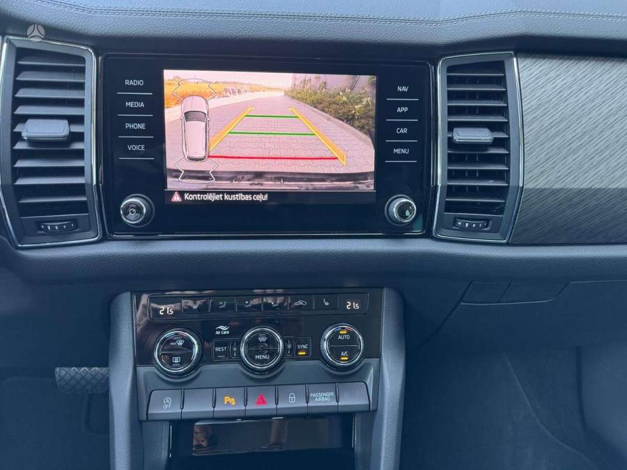 Серый Шкода Kodiaq 2022 в Вильнюс, объемом двигателя 1.97 л и пробегом 117 тыс. км за 28300 €, фото 18 на AUTOMOTO.COM.LV
