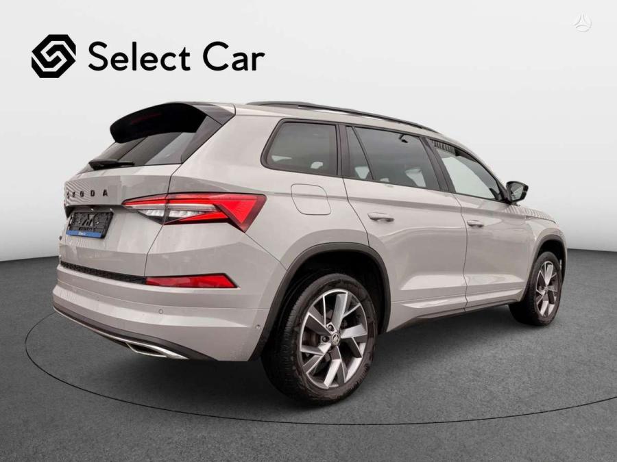 Grey Skoda Kodiaq 2022 in Vilnius, with an engine capacity of 1.97 L and mileage of 155 thousand km for 27700 €, photo 3 on AUTOMOTO.COM.LV