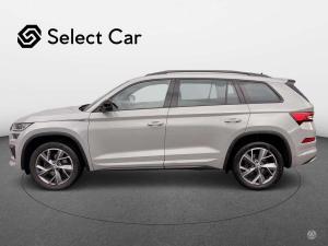 Grey Skoda Kodiaq 2022 in Vilnius, with an engine capacity of 1.97 L and mileage of 155 thousand km for 27700 €, photo 4 on AUTOMOTO.COM.LV