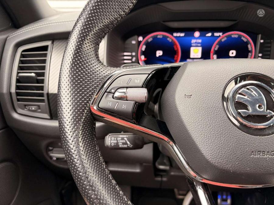 Grey Skoda Kodiaq 2022 in Vilnius, with an engine capacity of 1.97 L and mileage of 155 thousand km for 27700 €, photo 12 on AUTOMOTO.COM.LV