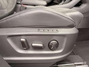 Grey Skoda Kodiaq 2022 in Vilnius, with an engine capacity of 1.97 L and mileage of 155 thousand km for 27700 €, photo 19 on AUTOMOTO.COM.LV