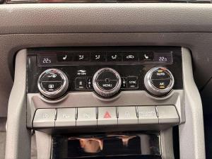 Grey Skoda Kodiaq 2022 in Vilnius, with an engine capacity of 1.97 L and mileage of 155 thousand km for 27700 €, photo 23 on AUTOMOTO.COM.LV
