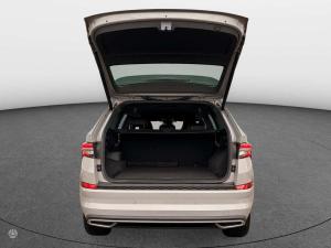 Grey Skoda Kodiaq 2022 in Vilnius, with an engine capacity of 1.97 L and mileage of 155 thousand km for 27700 €, photo 31 on AUTOMOTO.COM.LV