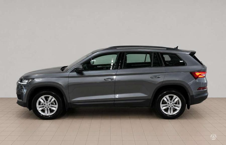 Серый Шкода Kodiaq 2022 в Каунас, объемом двигателя 1.97 л и пробегом 133 тыс. км за 23200 €, фото 3 на AUTOMOTO.COM.LV