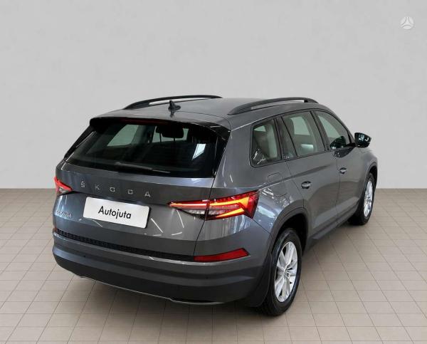 Серый Шкода Kodiaq 2022 в Каунас, объемом двигателя 1.97 л и пробегом 133 тыс. км за 23200 €, фото 4 на AUTOMOTO.COM.LV
