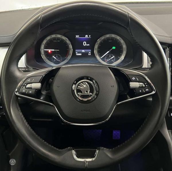 Серый Шкода Kodiaq 2022 в Каунас, объемом двигателя 1.97 л и пробегом 133 тыс. км за 23200 €, фото 6 на AUTOMOTO.COM.LV