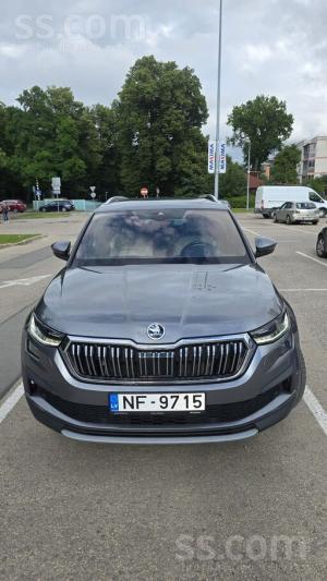 Серый Шкода Kodiaq 2022 в Рига, объемом двигателя 2.00 л и пробегом 76 тыс. км за 32990 €, фото 3 на AUTOMOTO.COM.LV