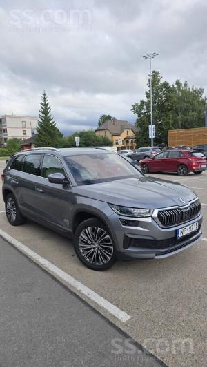 Pelēks Skoda Kodiaq 2022 Rīga, ar dzinēja tilpumu 2.00 L un nobraukumu 76 tūkst. km par 32990 €, foto 6 vietnē AUTOMOTO.COM.LV
