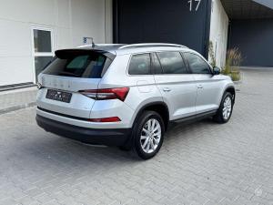 Серый Шкода Kodiaq 2022 в Вильнюс, объемом двигателя 1.97 л и пробегом 118 тыс. км за 28300 €, фото 6 на AUTOMOTO.COM.LV