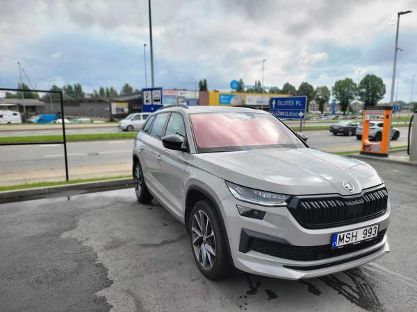 Pelēks Skoda Kodiaq 2022 Klaipėda, ar dzinēja tilpumu 1.98 L un nobraukumu 91 tūkst. km par 33700 €, foto 2 vietnē AUTOMOTO.COM.LV