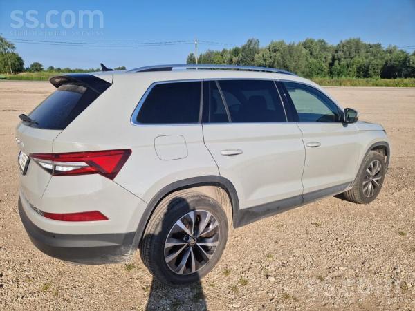 Grey Skoda Kodiaq 2022 in Riga, with an engine capacity of 1.50 L and mileage of 61 thousand km for 26500 €, photo 9 on AUTOMOTO.COM.LV
