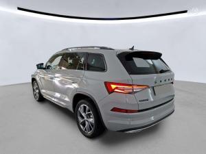 Серый Шкода Kodiaq 2022 в Вильнюс, объемом двигателя 1.50 л и пробегом 103 тыс. км за 27470 €, фото 6 на AUTOMOTO.COM.LV