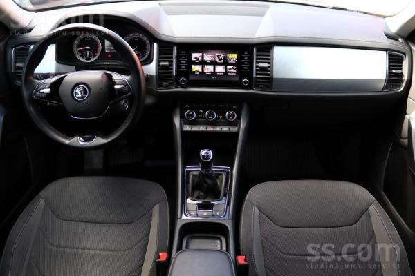 Pelēks Skoda Kodiaq 2022 Rīga, ar dzinēja tilpumu 1.50 L un nobraukumu 99 tūkst. km par 23200 €, foto 10 vietnē AUTOMOTO.COM.LV