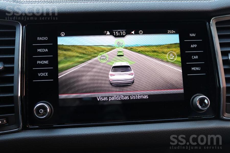 Pelēks Skoda Kodiaq 2022 Rīga, ar dzinēja tilpumu 1.50 L un nobraukumu 99 tūkst. km par 23200 €, foto 18 vietnē AUTOMOTO.COM.LV