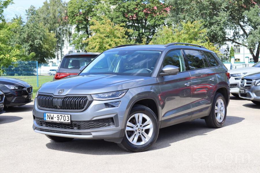 Pelēks Skoda Kodiaq 2022 Rīga, ar dzinēja tilpumu 1.50 L un nobraukumu 99 tūkst. km par 23200 €, foto 31 vietnē AUTOMOTO.COM.LV