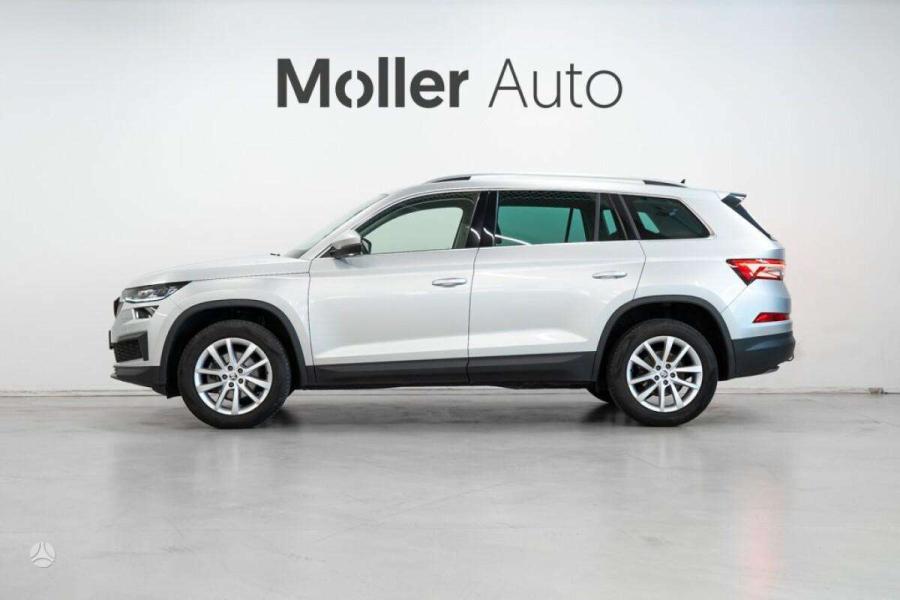 Pelēks Skoda Kodiaq 2022 Viļņa, ar dzinēja tilpumu 2.00 L un nobraukumu 159 tūkst. km par 25050 €, foto 3 vietnē AUTOMOTO.COM.LV
